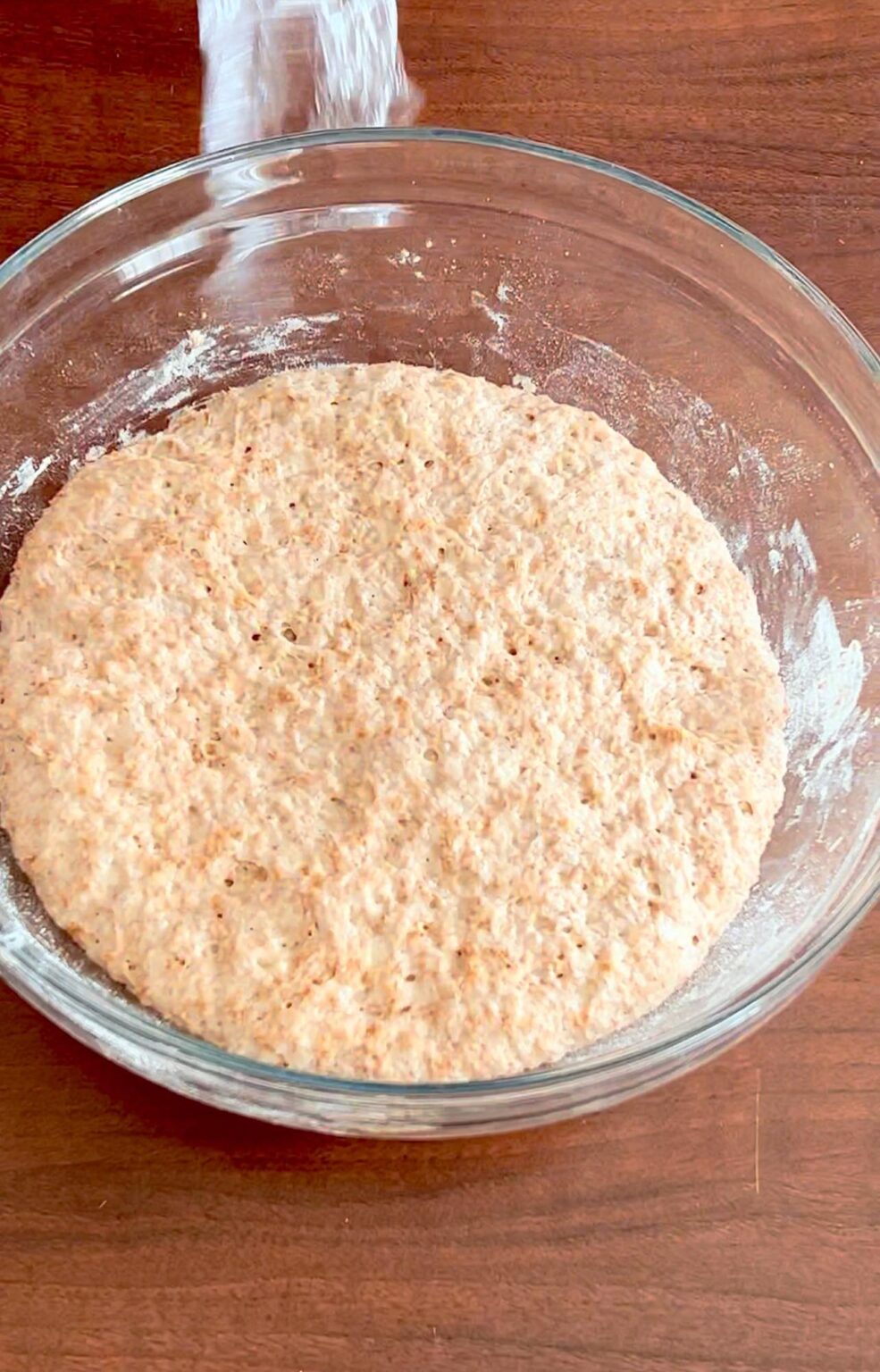 Impasto per pizza integrale fatto in casa - Ricetta sana e digeribile